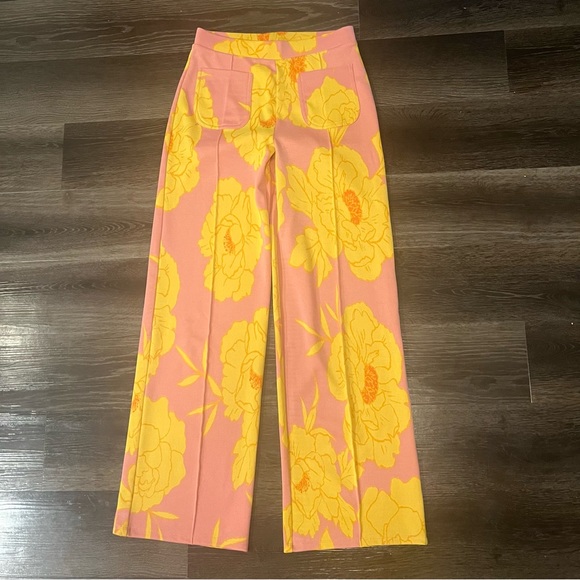 Zara | Pants & Jumpsuits | Zara Ss 222 Printed Pants Flower Patterns ...